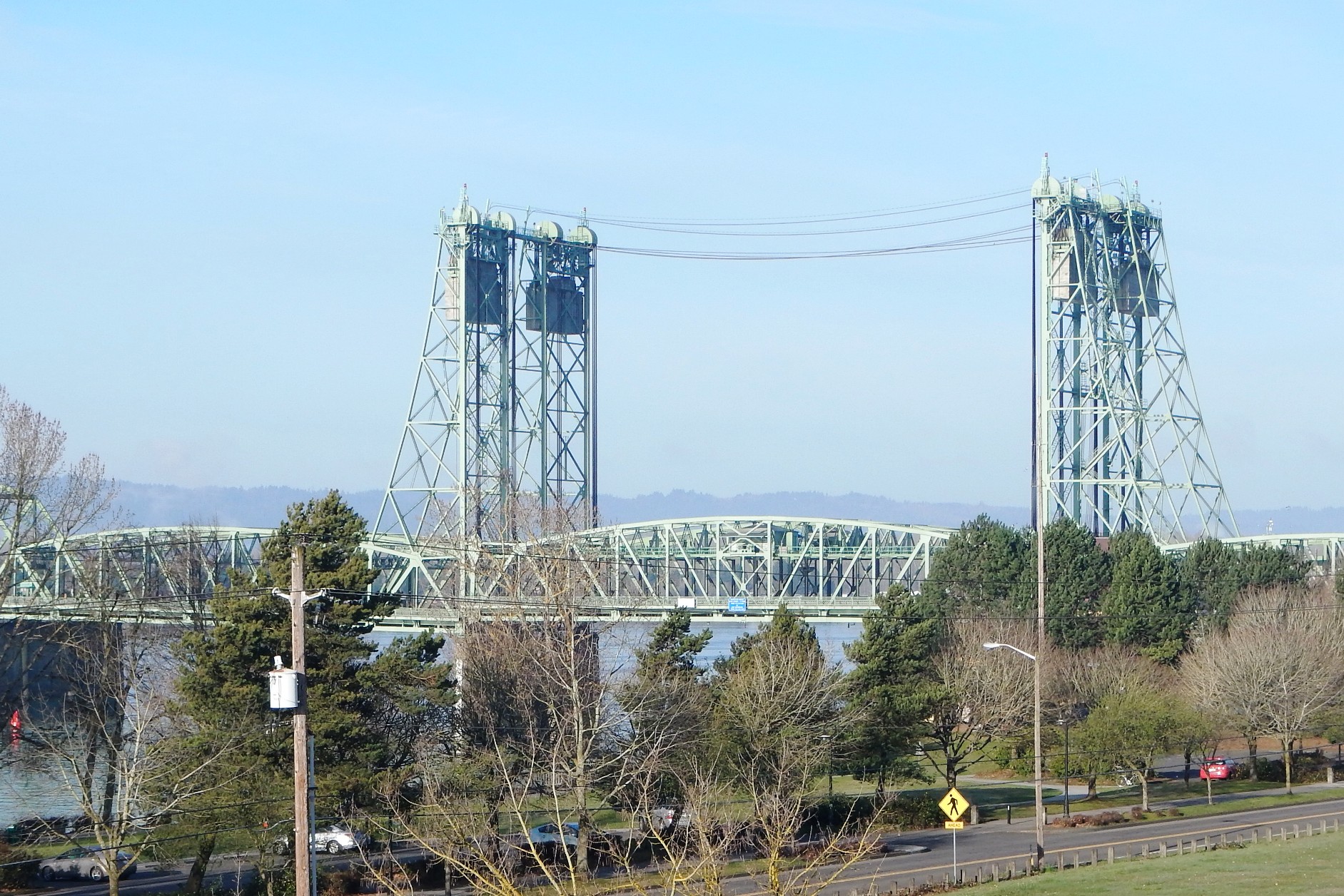 When the I-5 Bridge Lifts...